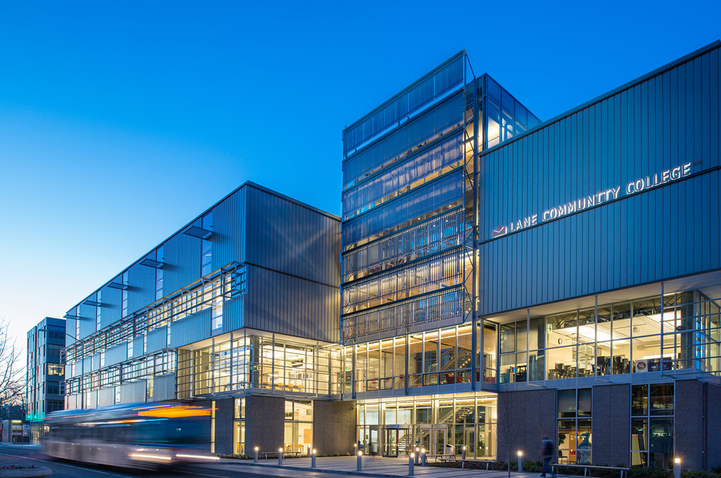 LEED Platinum Buildings | Engineering & Design Projects by PAE